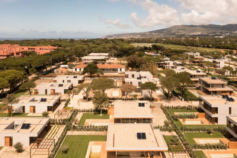 Condominium Bloom Marina - Transfor