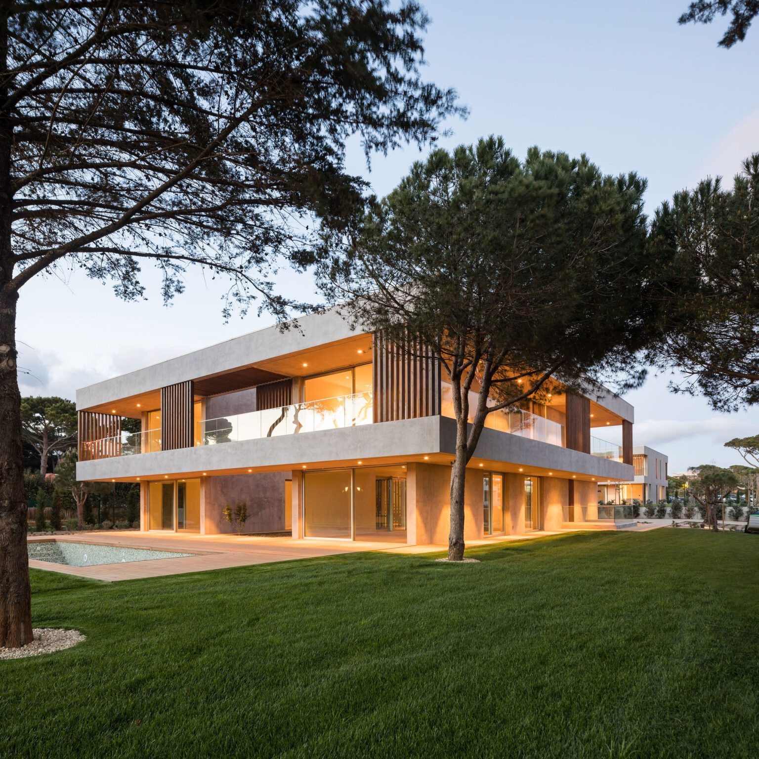 Condominium Bloom Marina - Transfor